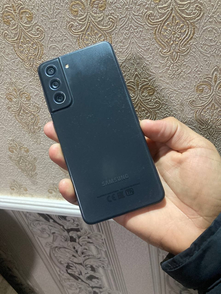Samsung s21 Fe 8/256gb srochna
