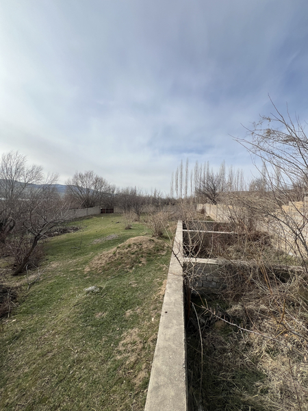 Gazalkentda Dacha uchun yer o’ralgan