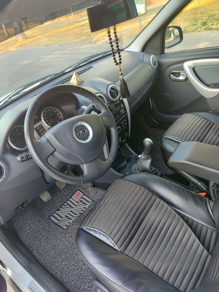 Lada Largus Cross 2021 Oq