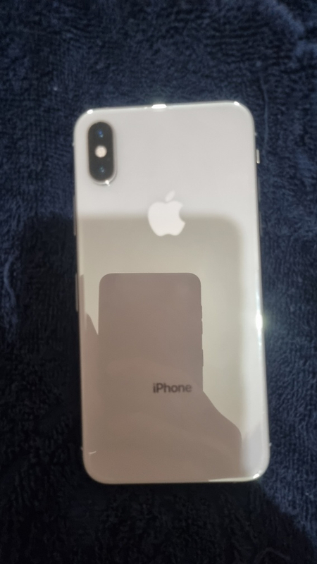Iphone xs 64gb  74%