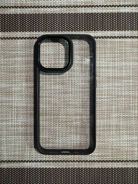 Продам чехлы на Iphone 13 Pro