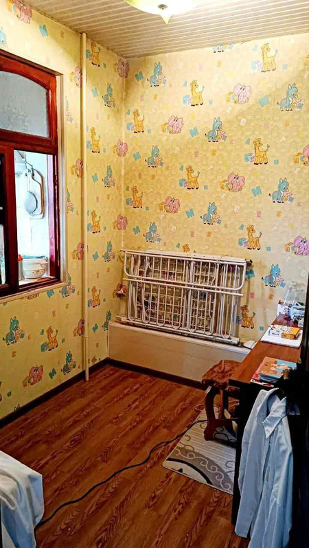 СРОЧНО Юнусабад 15 квартал 1/2/4 продаётся квартира