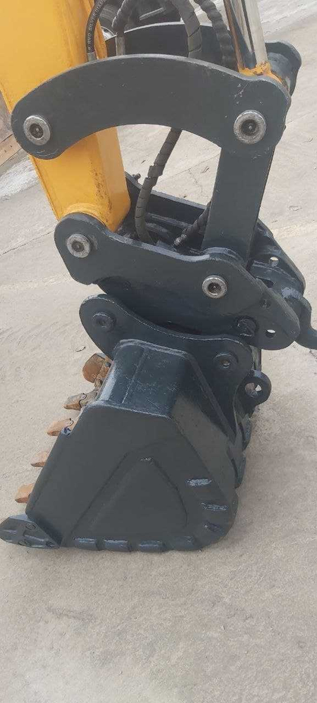 Колесный экскаватор Hyundai R60W-9S