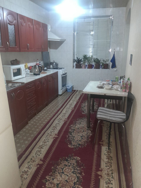 Dombirabod 2 etajka 4 xona qilingan