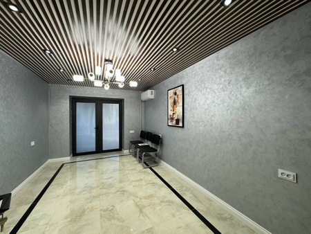 Продаю Своя Hi-Tech Office Ул.Лисунова Кафе Парвоз Вдоль дороги 85м2