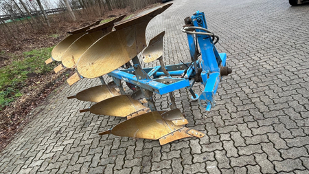 Lemken Opal 90 Omoch, Claas, Case , John derry, Belarus tortadi