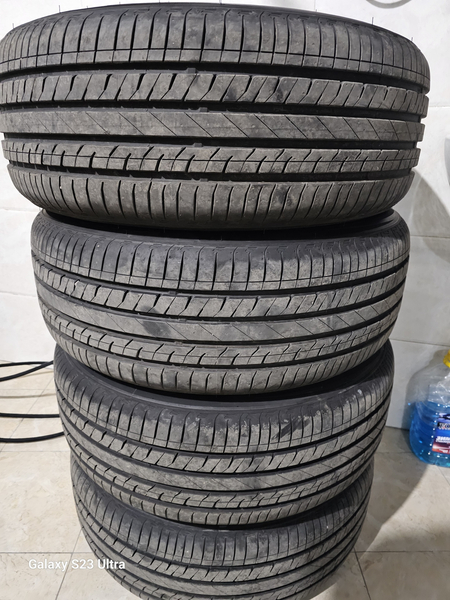 235 50 R18 Leapmotor C01 Orginal Diska baloni 50km