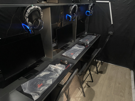 Game clubga 10 ta kompyuter