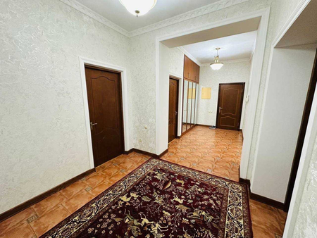ПРОДАЕТСЯ 4/4/4 168м2  4/4/4 168м2 +100 чердак