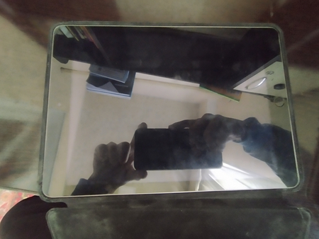 Srochna sotiladi iPad 5 Gen.