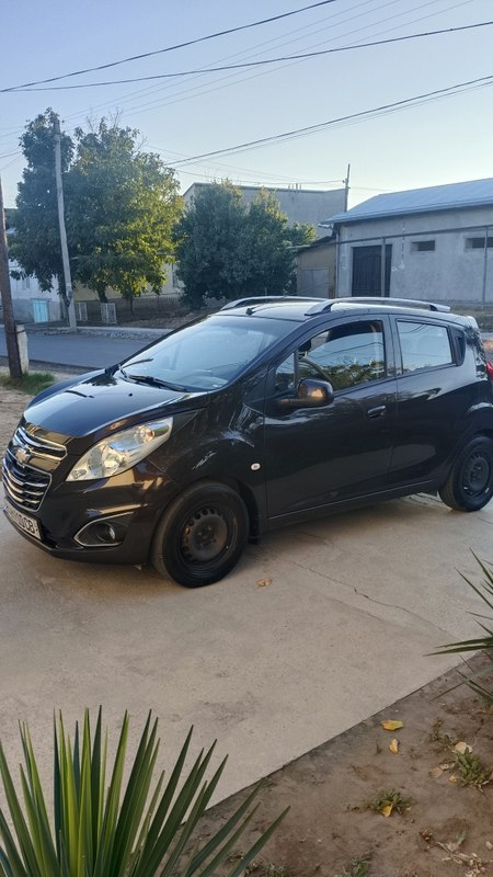 Spark 2018 AT choco rang 7.800$ kelishiladi sunattiga otberamz azgina
