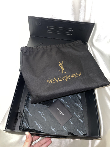 Сумка Saint Laurent натуральная кожа