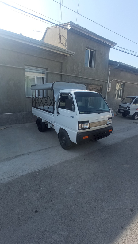 Laboga egma tent yasiman va sandiqchasi ham bor