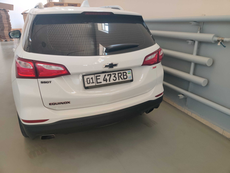 Продаётся chevrolet equinox .