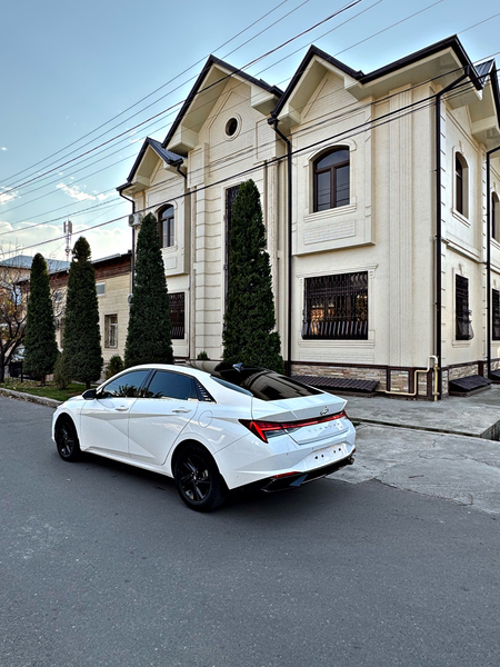 Hundai Elantra 3 Позиция 2022 Состаяние Идеално топтоза Пробег 39000km