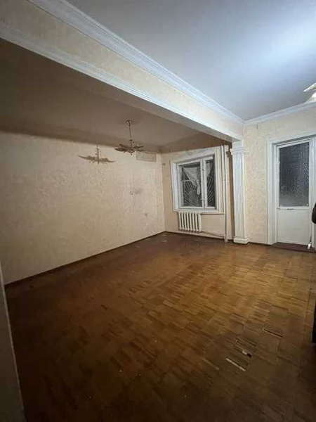 срочна Горит аренда  4 комнатная квартира за 300$ шок id sh 368