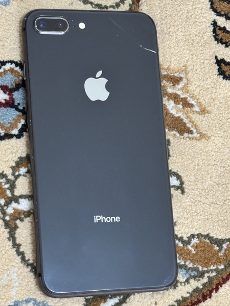 Iphone 8 plus sotiladi
