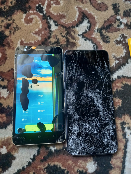 Telefonlar sotiladi Honor va Realmi c31