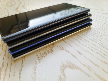 Samsung Galaxy Note 10 PLUS 5G DUOS. OzU 12 GB. Joyi 256 GB. Garantya