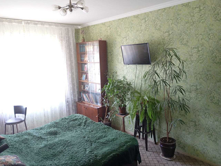 Продается 4х комнатная квартира на Кара-камыше 2/1