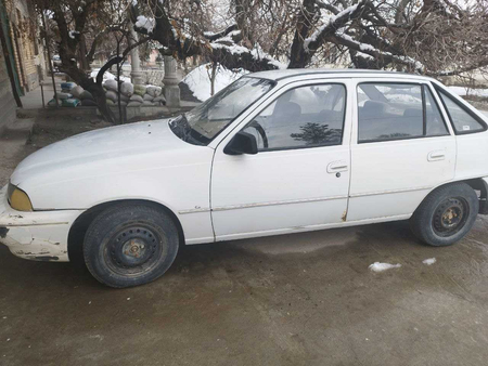Nexia 1 сотилади