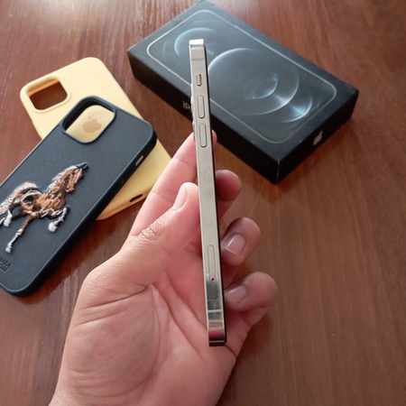 Iphone 12 pro ideal 128 79 yomkost