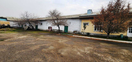 Продается Промышленная база 43 сотых пос. Геология за 200000уе