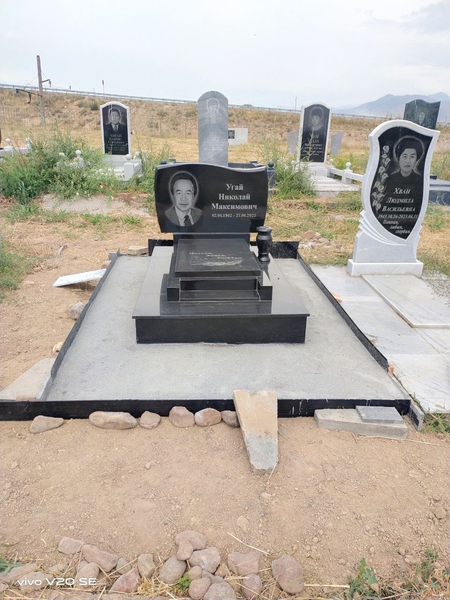 Ёдгорликлар. Памятники.