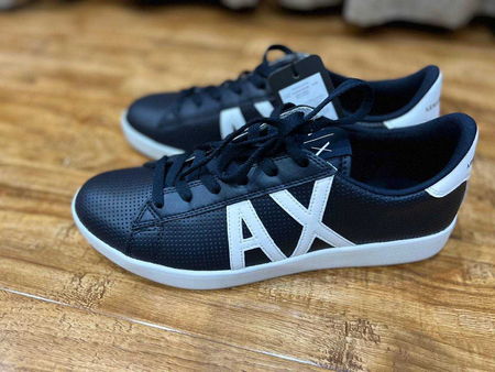 Armani Exchange кожаные кроссовки