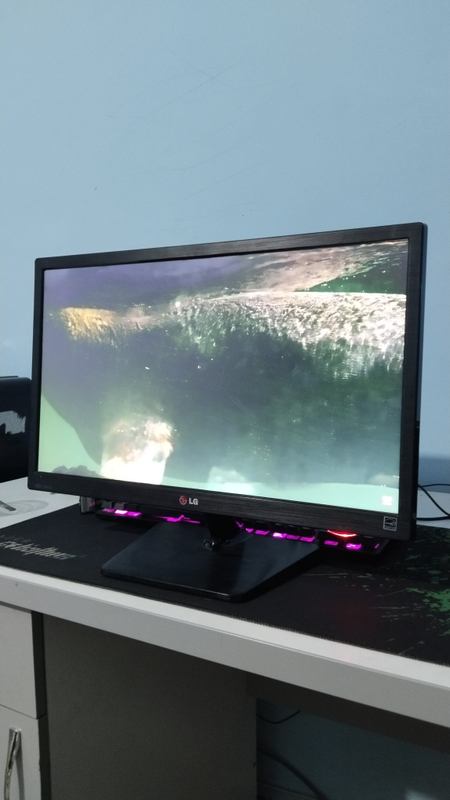 ZEUS manitor 19 holati ideal 1440x900 Vga