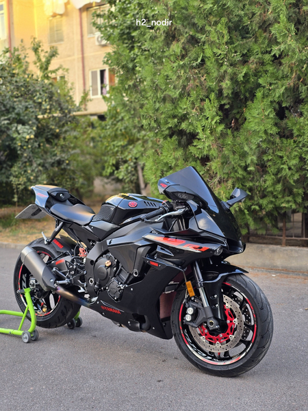Срочна супер нархга сотвоман Yamaha R1 2018
