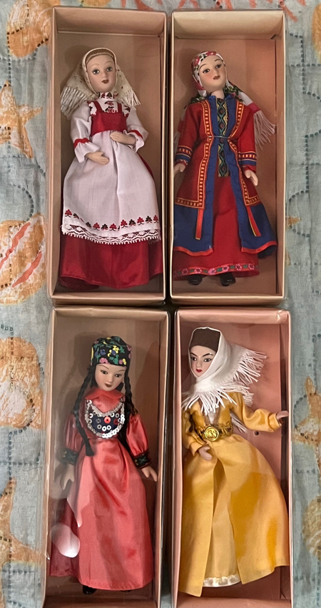 Продам фарфоровые куклы