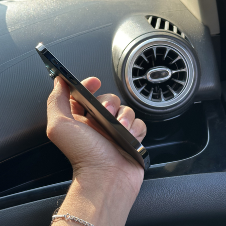 Iphone 13 pro max Ochilmagan karopkali