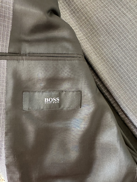 Новый костюм от Hugo boss