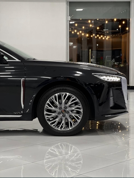 Hongqi H5 Restyling Full Version!