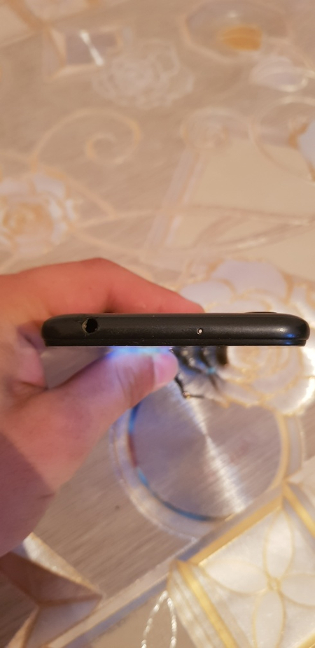 Honor 8s  global