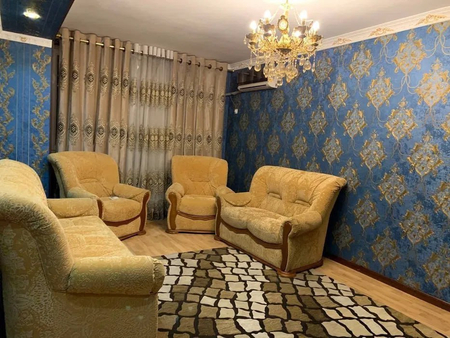 Сдается в аренду квартира 2/2/9 в Яккасарайском районе.