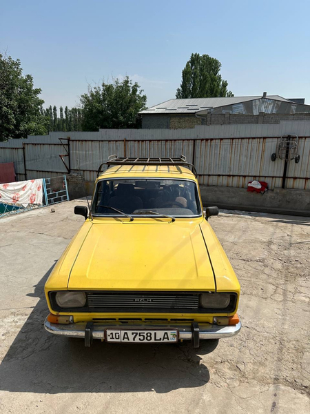 АЗЛК Москвич 2140