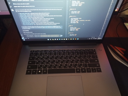 Noutbuk Honor magicbook x15