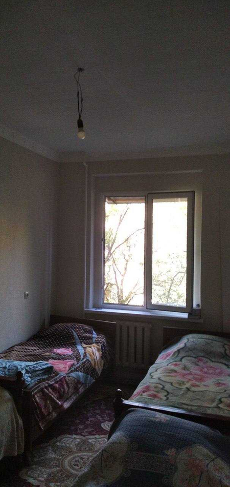 Срочно 4 хона каракамишда 3 ч етаж 69000 кв 84 квадрат