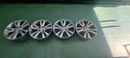 4/114 kaptiva3 R18 diska sotiladi