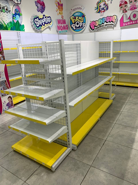 Срочно продаю стеллажи