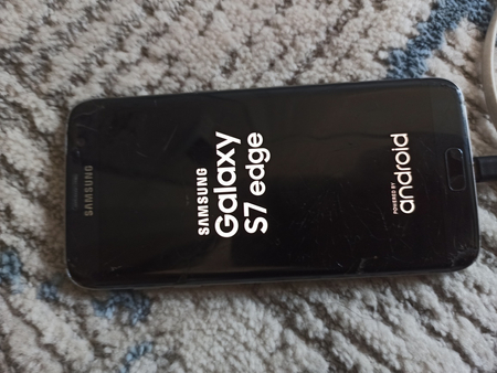Samsung galaxy s 7 edge sotiladi