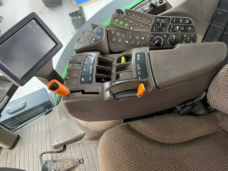 John Deere 7260R. (б/у)
2014 год