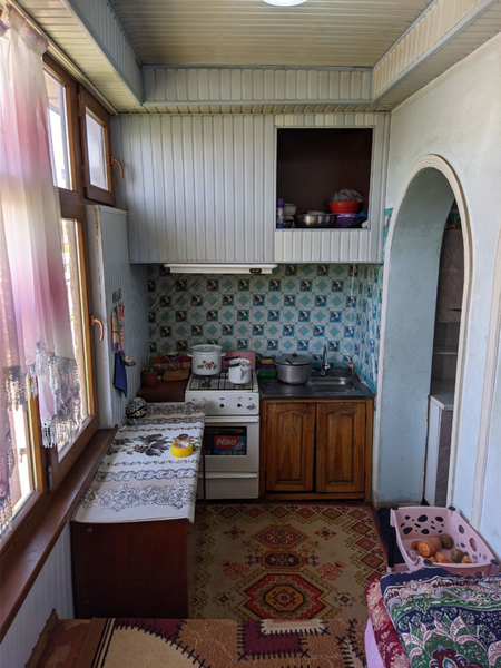 продается квартира в Чирчике , Троицк 2 х коматная