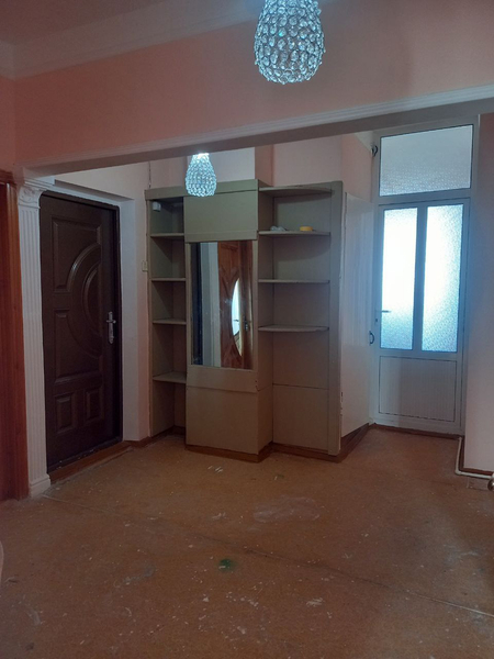 Продаётся 4 комнатная квартира сатеппо