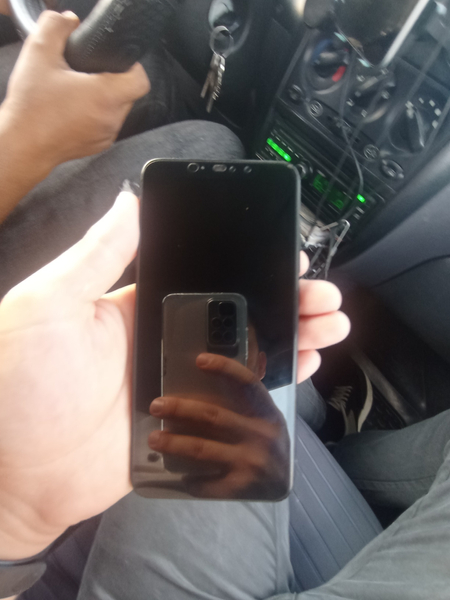 REDMI not 6 pro 2018год памят 4/64..