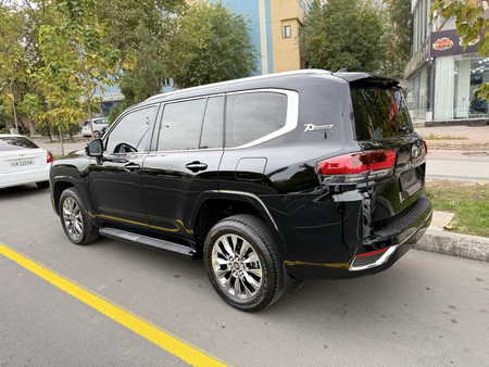 Land cruiser prado 300
