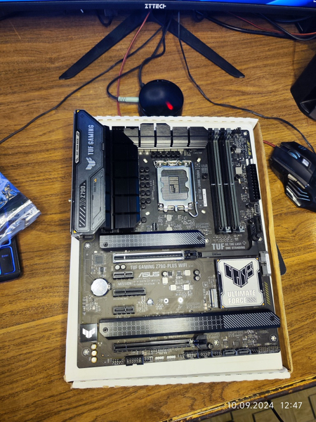 Asus Tuf Gaming Z790 Plus Wifi DDR5
