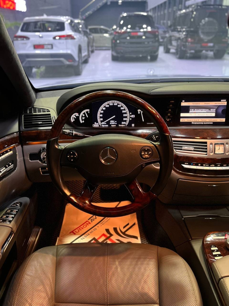 W221 holati idealni umuman ishi yuq 5,5 mator